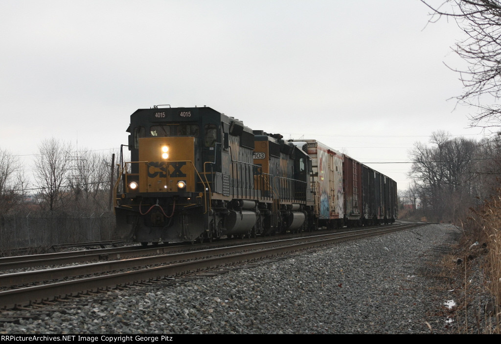 CSX train D732 with the 4015